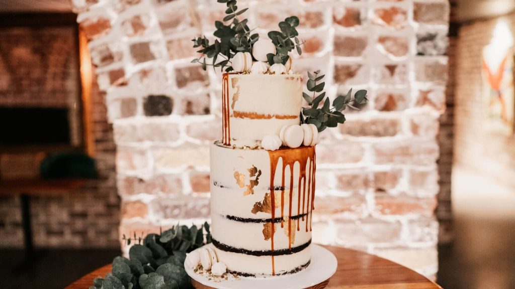 What Flavours are in Australian native cake?